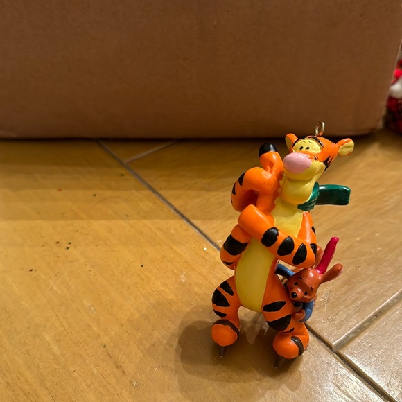 Hallmark | Holiday | Tigger Christmas Ornament Vtg | Poshmark